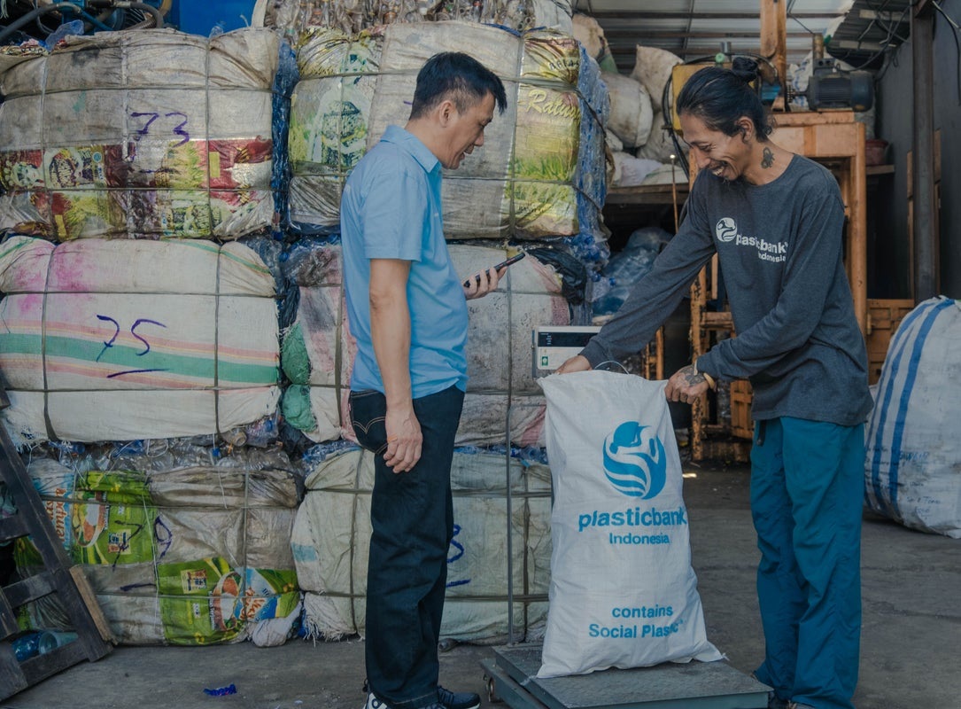 Plastic Bank - Regenerative Technology